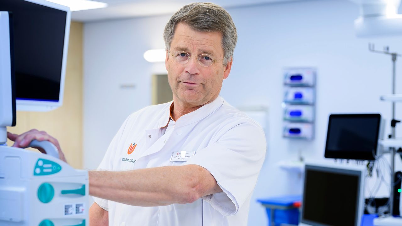 Prof. dr. Ponsioen over poeptransplantatie voor colitis ulcerosa | MDL ...